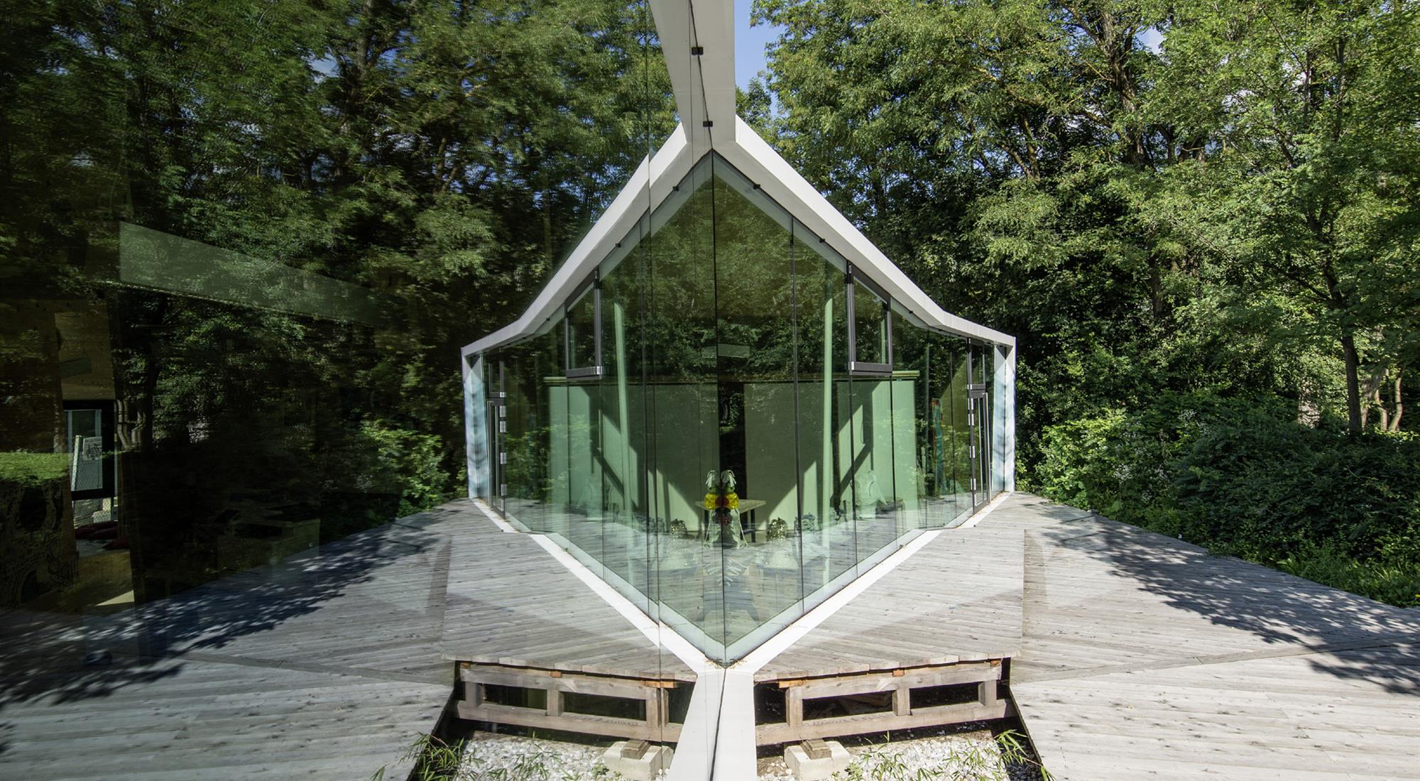 Bilding Art and Architecture school | AKS